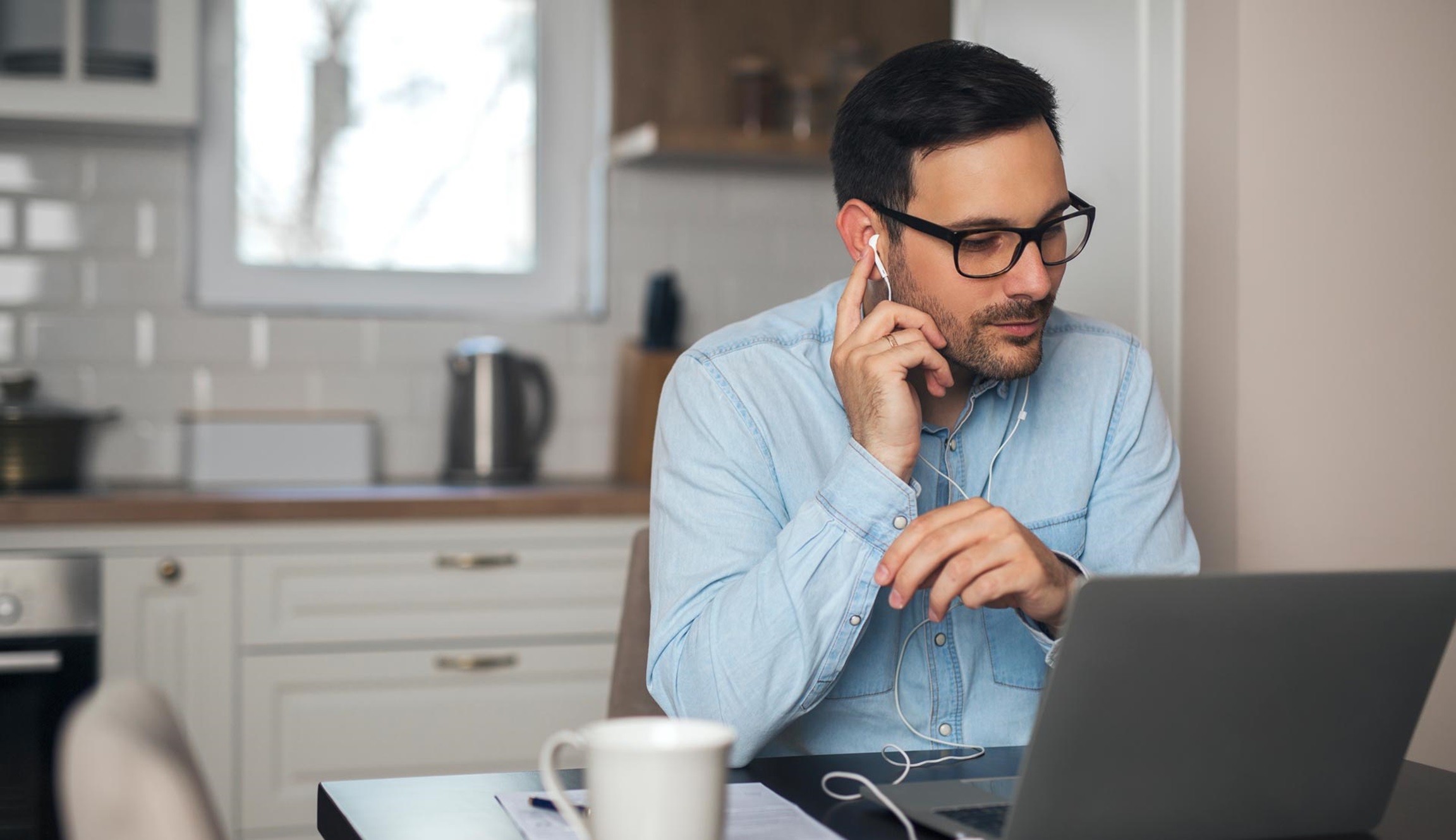 Joining a New Team in the Virtual World