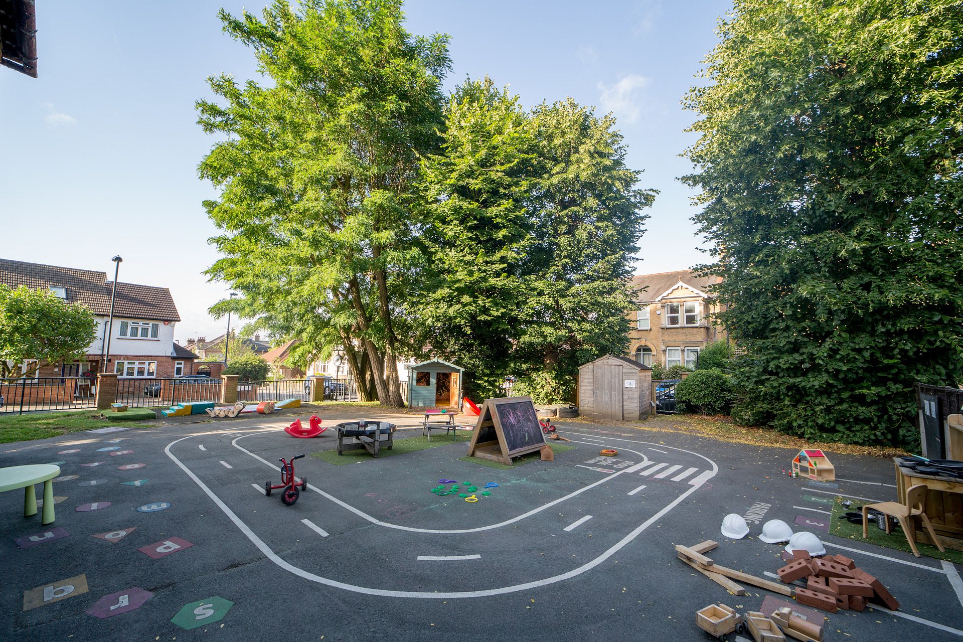 Enfield Hilly Fields Day Nursery & Preschool in Enfield, London ...